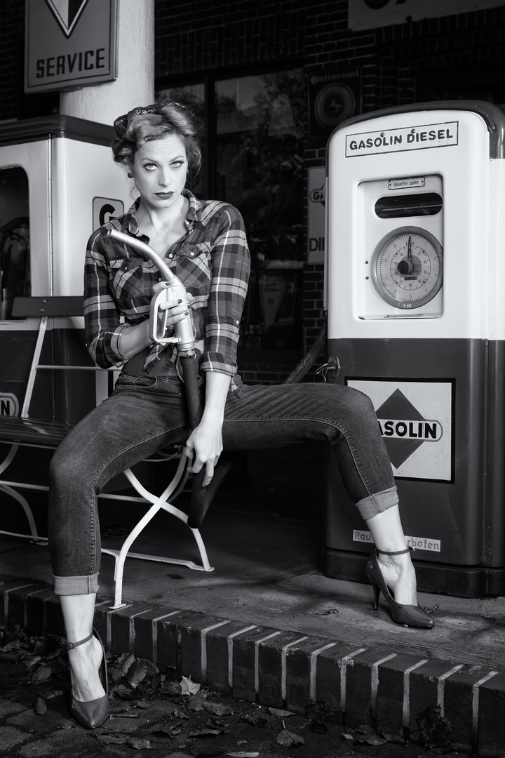 you need gas Foto & Bild | portrait, fashion, portrait frauen Bilder ...