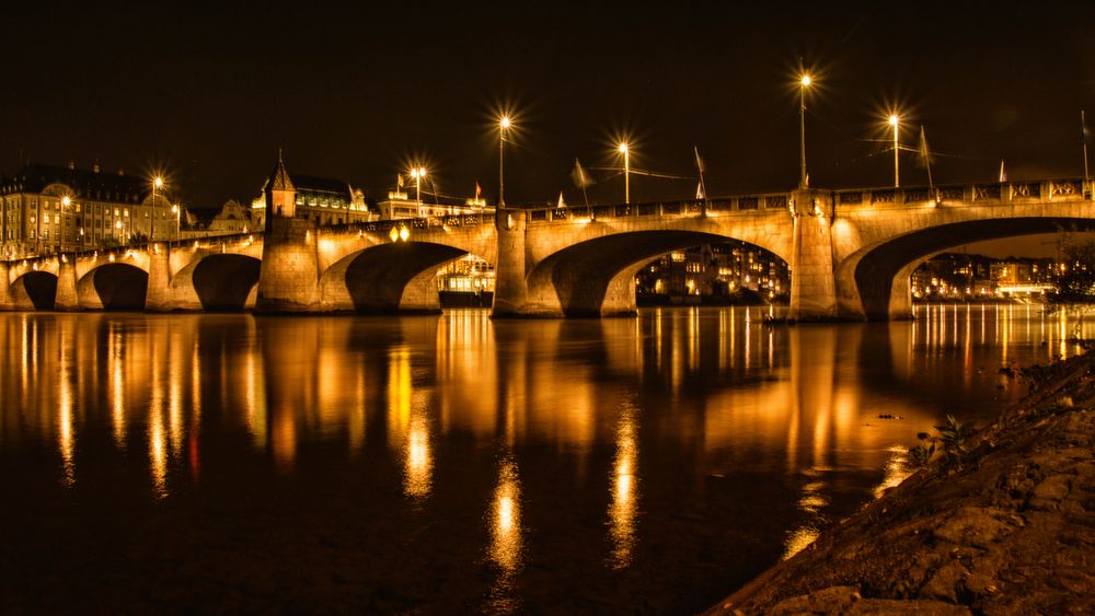 Z Basel am mym Rhy 2 Foto & Bild | schweiz, basel, fluss Bilder auf ...