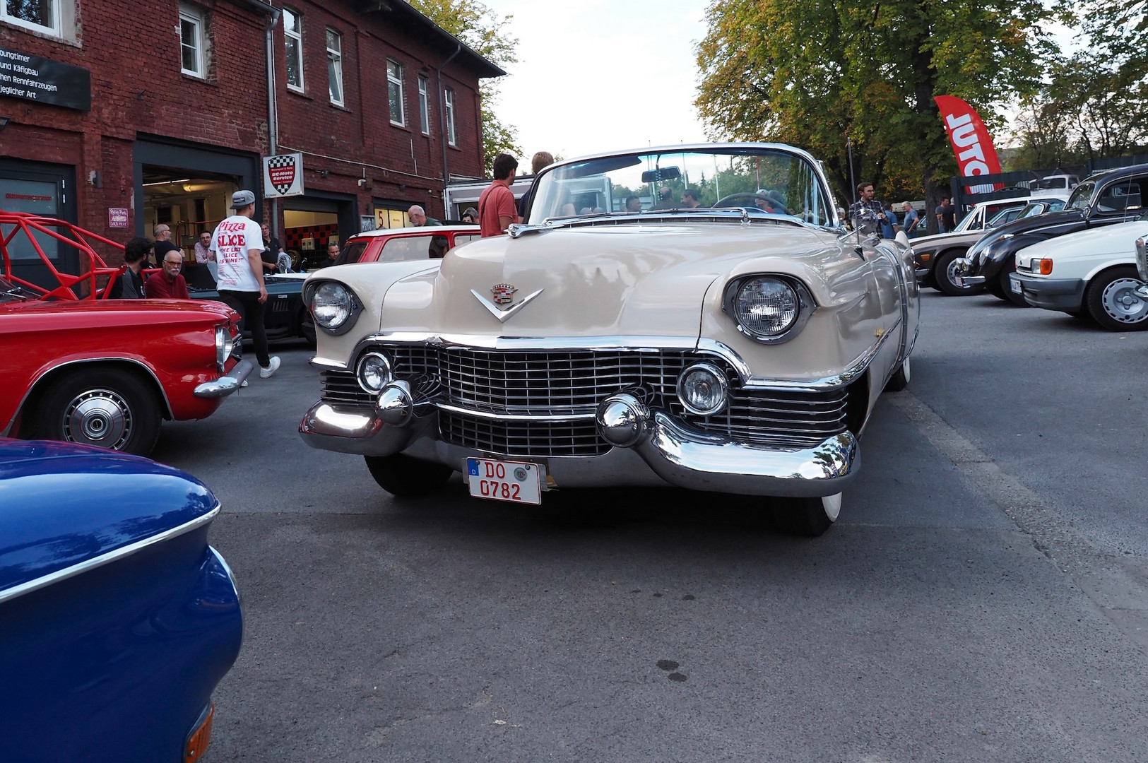 Zahlreiche Oldtimer... Foto & Bild | autos & zweiräder, oldtimer, oldtimer youngtimer Bilder auf ...