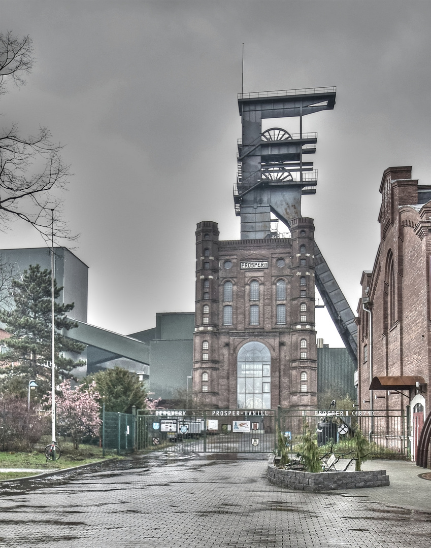 Zeche Prosper Haniel - Malakowturm Schacht 2 Foto & Bild | bergbau ...