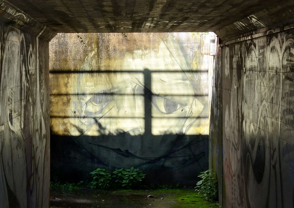 Zeichen der Zeit Foto & Bild | emotionen, angst, skepsis und ...