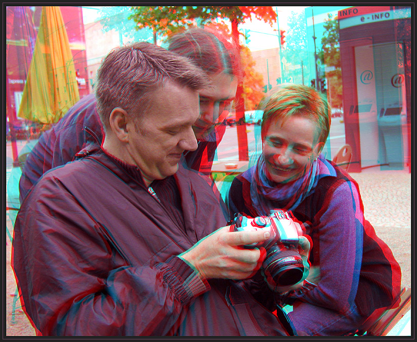 Zeig mal her..... Foto & Bild | streetfotografie mit menschen, menschen ...