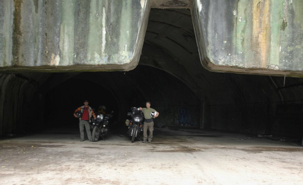 Zeljava Airbase Kroatien/Bosnien 17 Foto & Bild | architektur, europe ...