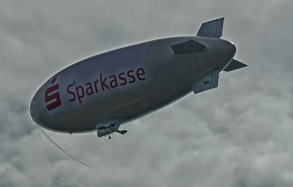 Zeppelin Foto & Bild | wuppertal, zeppelin, mülheim Bilder auf ...