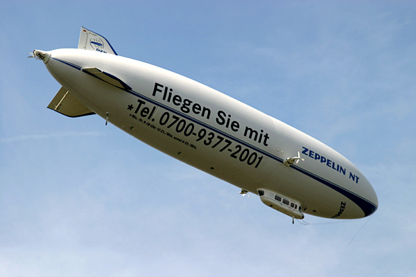 Zeppelin NT über Bonn Foto & Bild | luftfahrt, verkehr & fahrzeuge ...