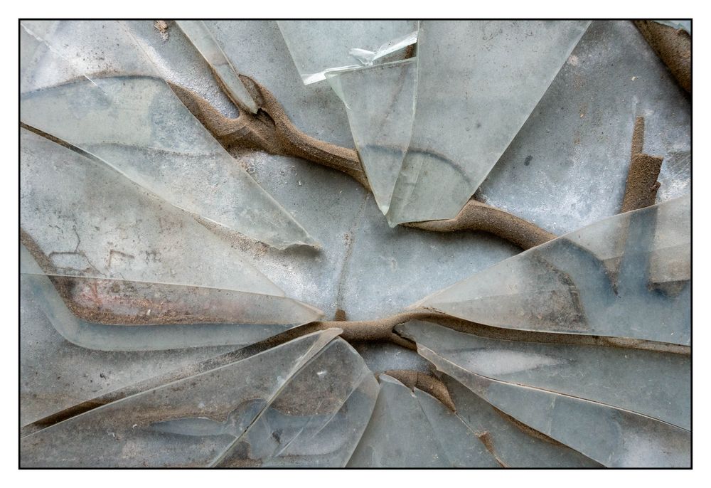 zerbrochen Foto & Bild | abstraktes, formen, strukturen Bilder auf ...