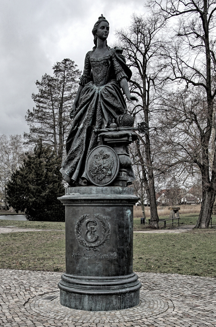 Zerbst (7) Katharina die Große Foto & Bild | skulptur, russland ...