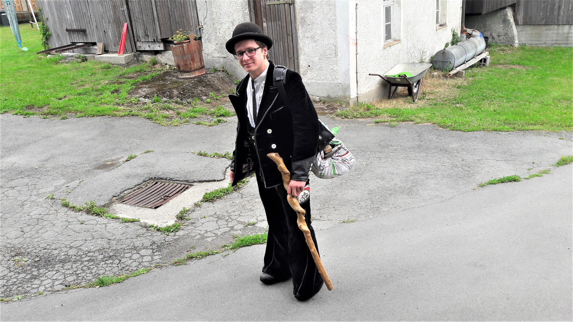 Zimmerer auf der Walz II Foto & Bild | outdoor, portrait, menschen ...