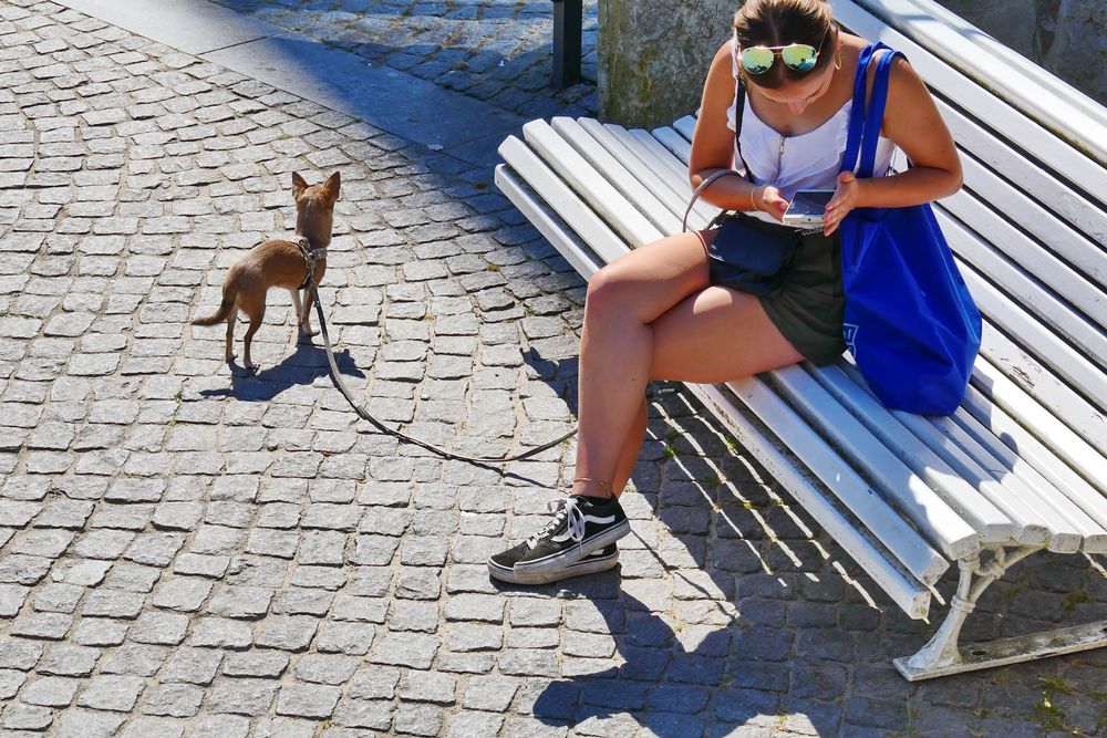 Zu Zweit - und doch allein.... Foto & Bild | fashion, menschen, motive Bilder auf fotocommunity