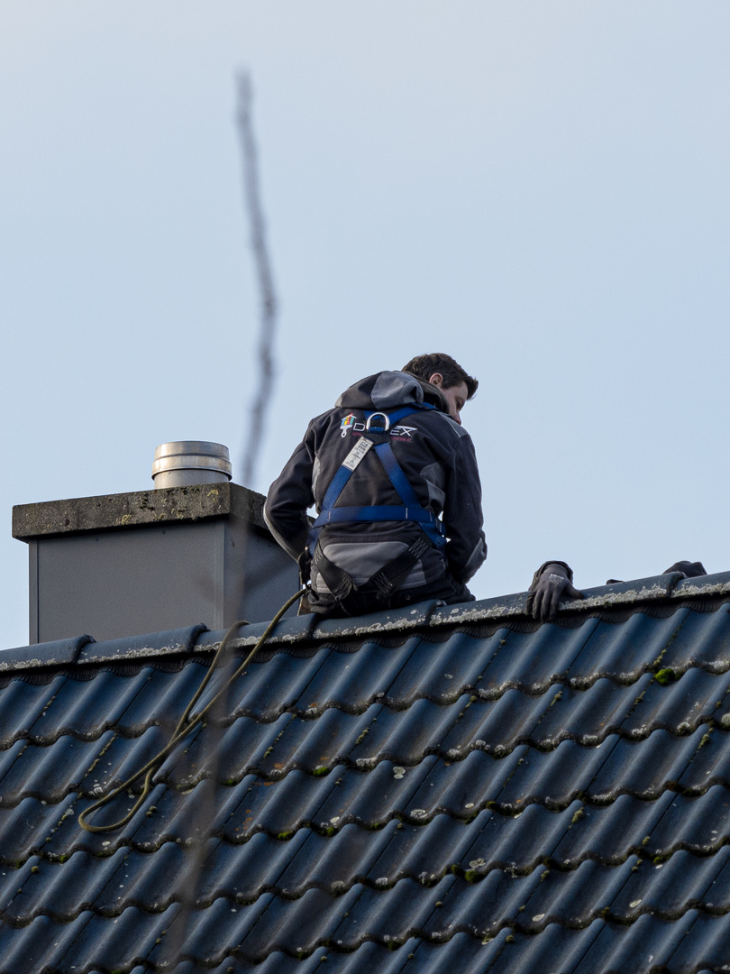Zwei auf dem Dach Foto & Bild | erwachsene menschen, streetfotografie mit menschen, menschen bei ...