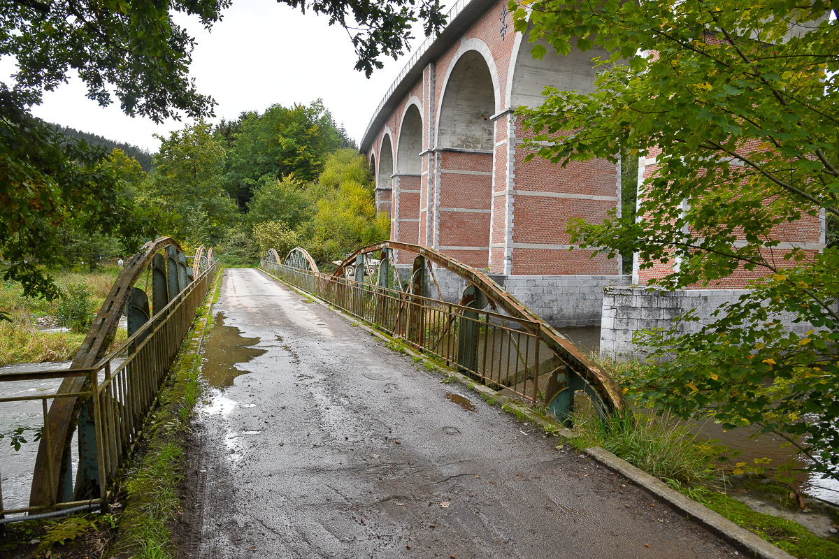 Zwei Brücken La Venne Stoumont (B) Foto & Bild | architektur, straßen ...