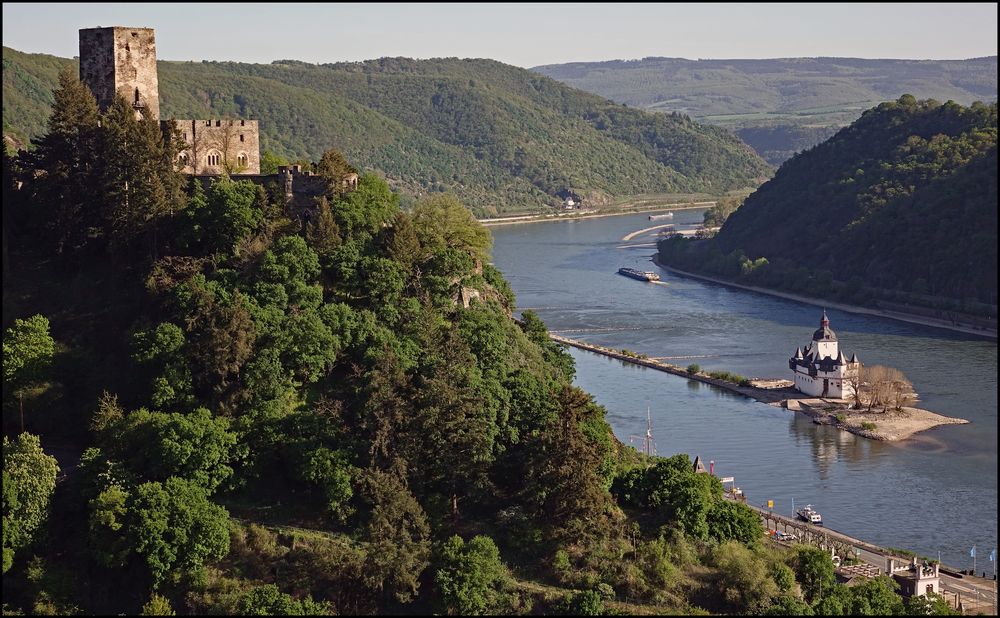 Zwei Burgen-Blick Foto & Bild | world, natur, rhein Bilder auf ...