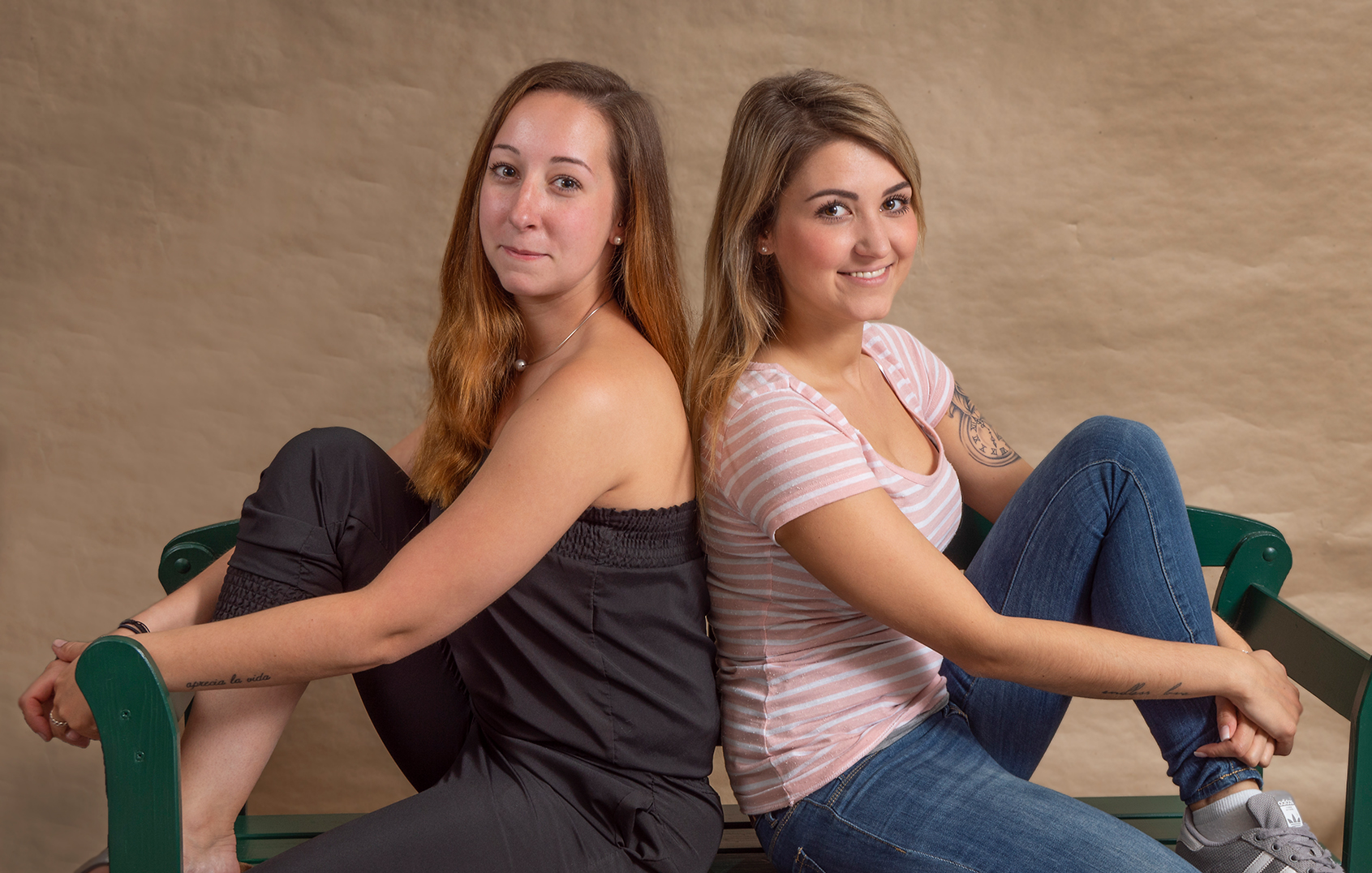 Zwei Freundinnen Foto & Bild | erwachsene menschen, portrait, portrait frauen Bilder auf ...