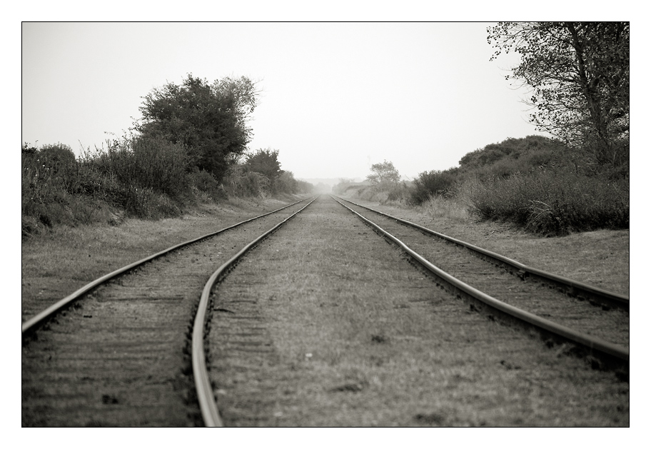 zwei Gleise zur Reede ... Foto & Bild | deutschland, europe ...