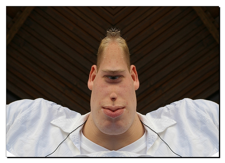 Zyklop des Odysseus? Foto & Bild | experimente, gespiegelt, gefiltert ...